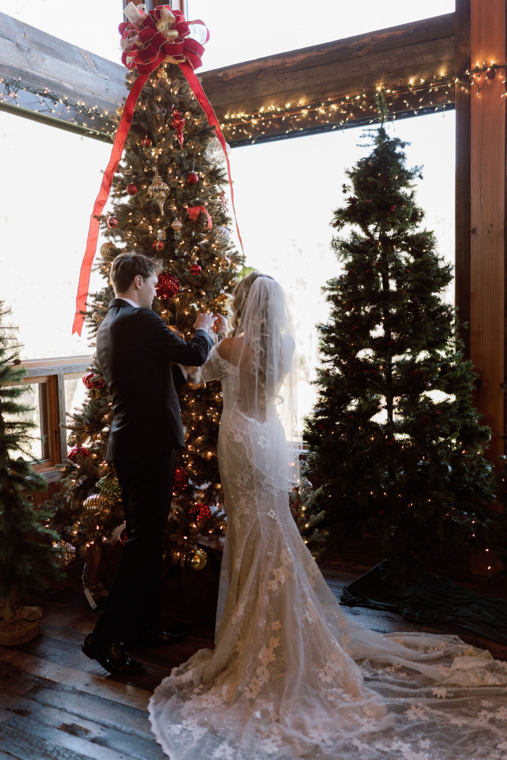 A Christmas Wedding In The Mountains - Kathryn Rose Event Co